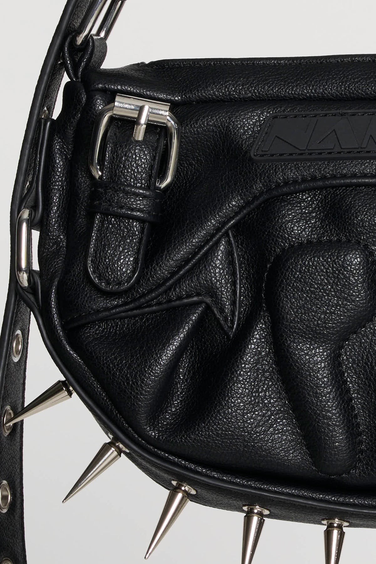 NAMILIA - Vulva Spike Bag - Shop now